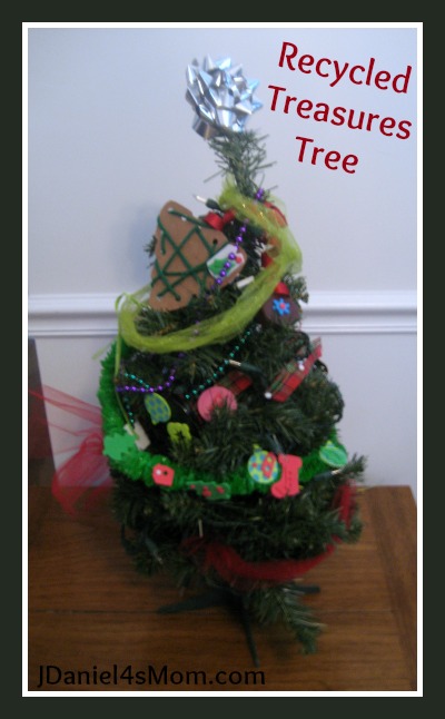 Christmas Activities- Christmas Treasure Tree